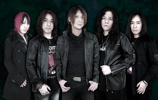 Biography | CONCERTO MOON Official Site